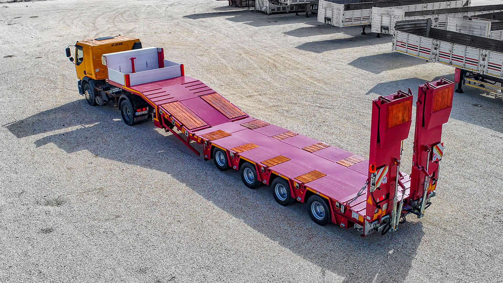 4 Axle Lowbed is produced by STU Trailers.