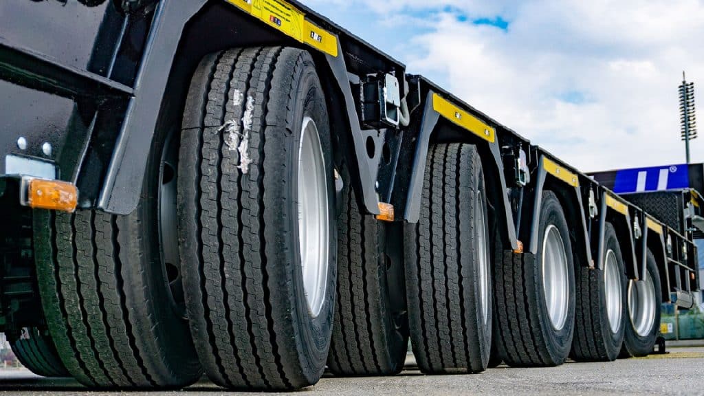 5 Axle Extendable Lowbed is produced by STU Trailers.