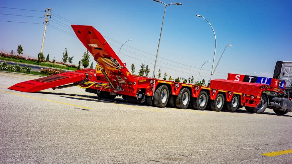 5 Axle Extendable Lowbed is produced by STU Trailers.