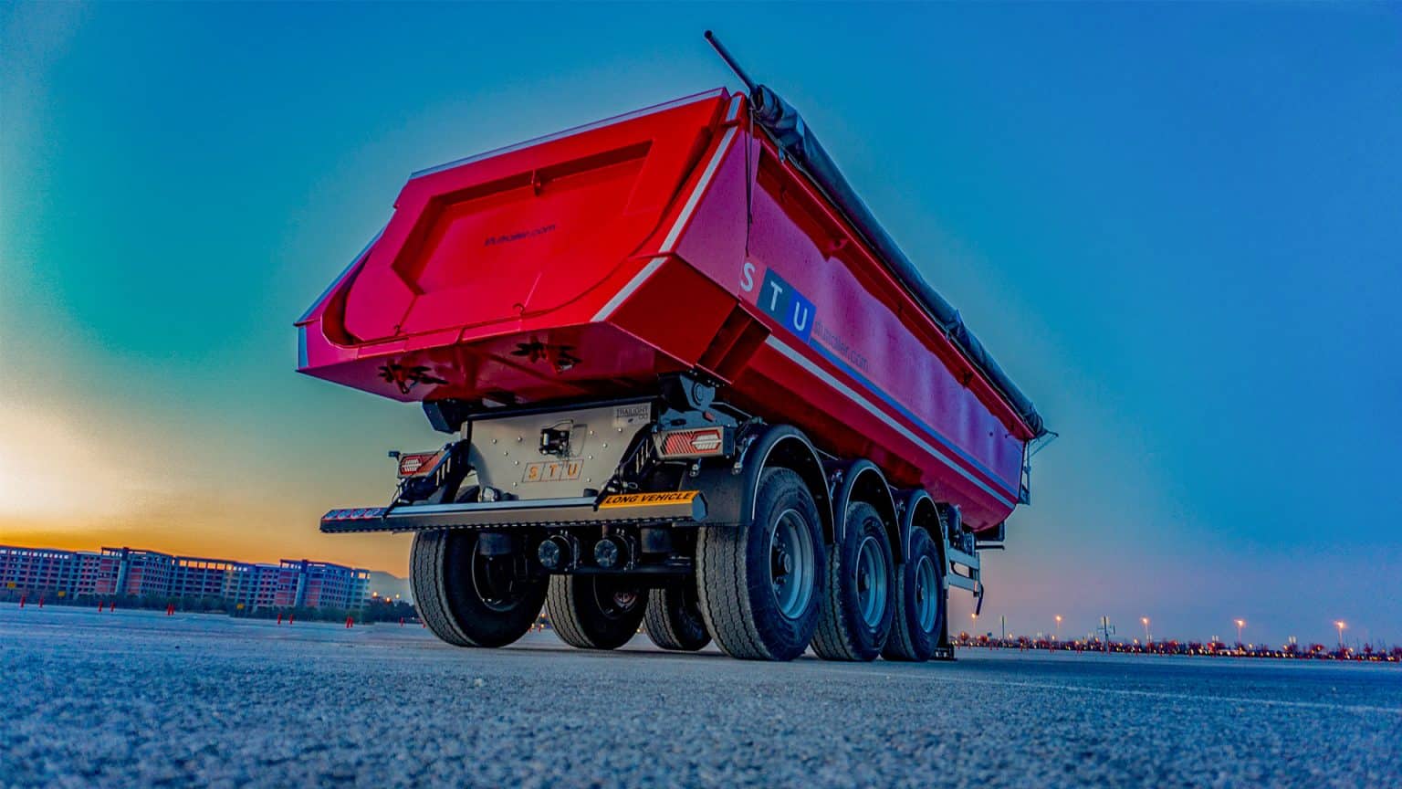 Pool Type Tipper Trailer is produced by STU Trailers in different lenghts.
