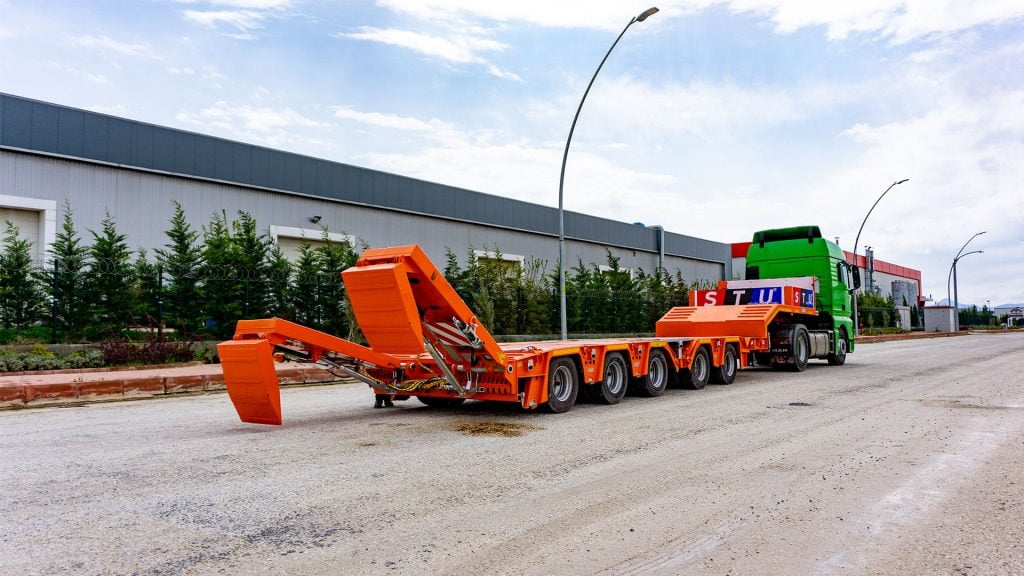 5 Axle Extendable Lowbed is produced by STU Trailers.