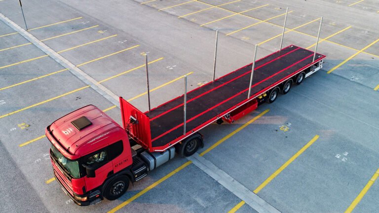 Flatbed Trailer platform trailer producing by STU Trailers.